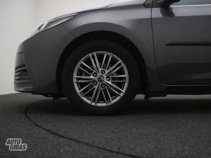 Pelēks Toyota Corolla 2018 Viļņa, ar dzinēja tilpumu 1.60 L un nobraukumu 48 tūkst. km par 13199 €, foto 28 vietnē AUTOMOTO.COM.LV