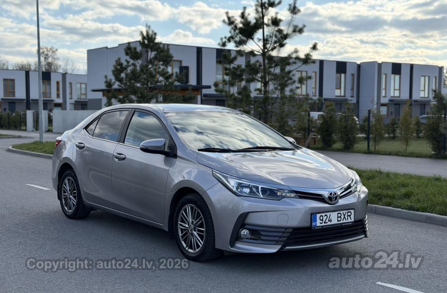 Grey Toyota Corolla 2018 in Tartu, with an engine capacity of 1.60 L and mileage of 149 thousand km for 9990 €, photo 1 on AUTOMOTO.COM.LV