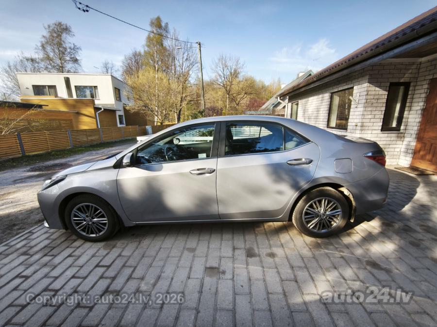 Pelēks Toyota Corolla 2018 Tartu, ar dzinēja tilpumu 1.60 L un nobraukumu 103 tūkst. km par 11900 €, foto 7 vietnē AUTOMOTO.COM.LV