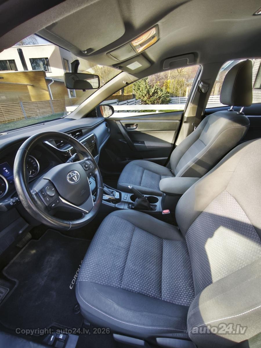 Pelēks Toyota Corolla 2018 Tartu, ar dzinēja tilpumu 1.60 L un nobraukumu 103 tūkst. km par 11900 €, foto 11 vietnē AUTOMOTO.COM.LV