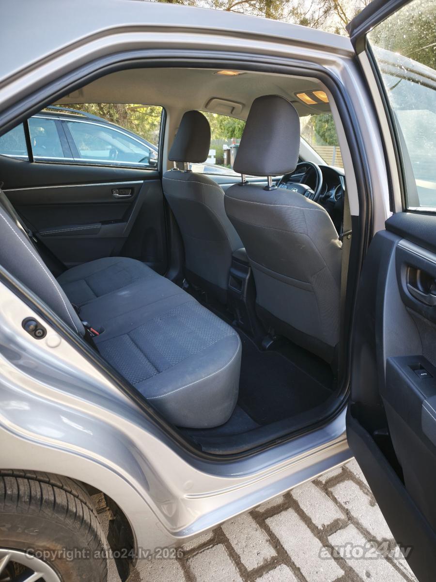 Pelēks Toyota Corolla 2018 Tartu, ar dzinēja tilpumu 1.60 L un nobraukumu 103 tūkst. km par 11900 €, foto 14 vietnē AUTOMOTO.COM.LV