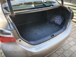Pelēks Toyota Corolla 2018 Tartu, ar dzinēja tilpumu 1.60 L un nobraukumu 103 tūkst. km par 11900 €, foto 17 vietnē AUTOMOTO.COM.LV