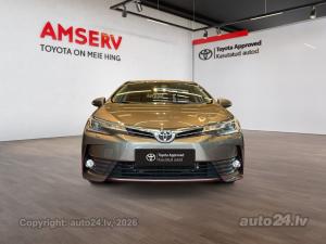 Grey Toyota Corolla 2018 in Paide, with an engine capacity of 1.60 L and mileage of 88 thousand km for 12990 €, photo 6 on AUTOMOTO.COM.LV