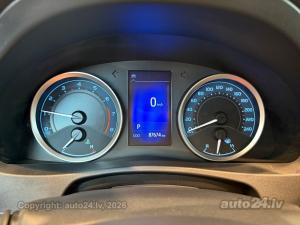 Grey Toyota Corolla 2018 in Paide, with an engine capacity of 1.60 L and mileage of 88 thousand km for 12990 €, photo 14 on AUTOMOTO.COM.LV