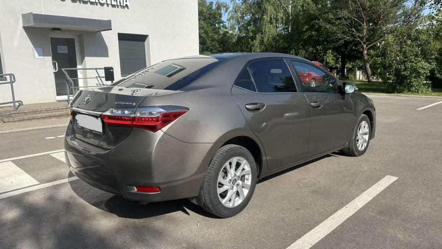 Pelēks Toyota Corolla 2018 Kauņa, ar dzinēja tilpumu 1.60 L un nobraukumu 80 tūkst. km par 14500 €, foto 6 vietnē AUTOMOTO.COM.LV