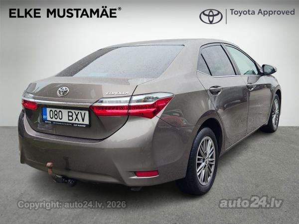 Grey Toyota Corolla 2018 in Tallinn, with an engine capacity of 1.60 L and mileage of 121 thousand km for 12995 €, photo 2 on AUTOMOTO.COM.LV