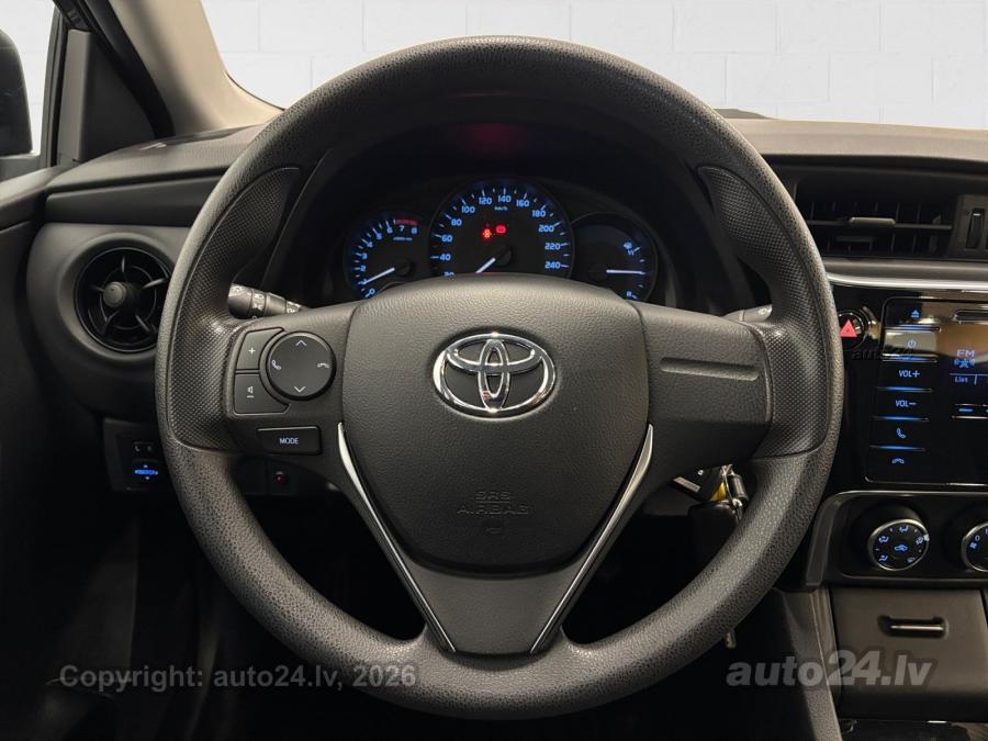 Grey Toyota Corolla 2018 in Tartu, with an engine capacity of 1.60 L and mileage of 66 thousand km for 9990 €, photo 13 on AUTOMOTO.COM.LV