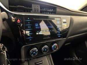 Grey Toyota Corolla 2018 in Tartu, with an engine capacity of 1.60 L and mileage of 66 thousand km for 9990 €, photo 15 on AUTOMOTO.COM.LV
