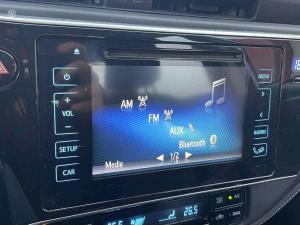 Grey Toyota Corolla 2018 in Ukmerge, with an engine capacity of 1.60 L and mileage of 154 thousand km for 5900 €, photo 13 on AUTOMOTO.COM.LV