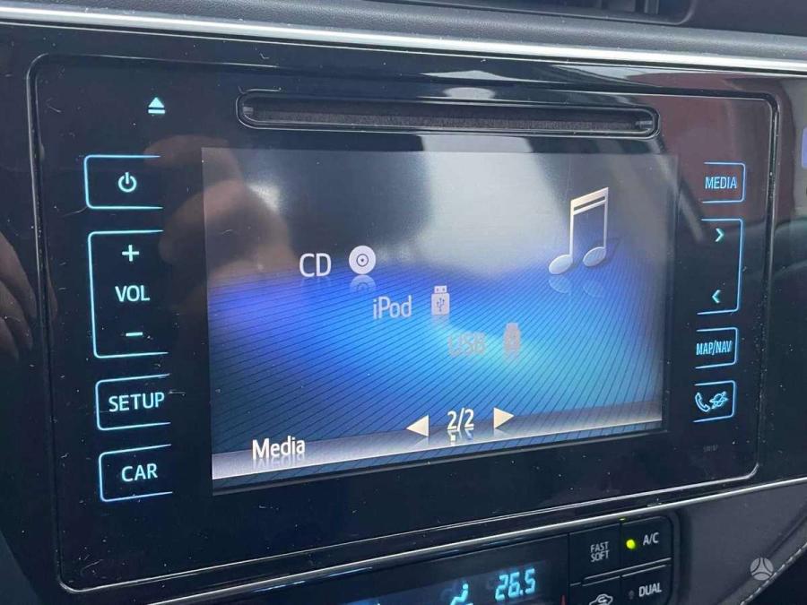 Grey Toyota Corolla 2018 in Ukmerge, with an engine capacity of 1.60 L and mileage of 154 thousand km for 5900 €, photo 14 on AUTOMOTO.COM.LV