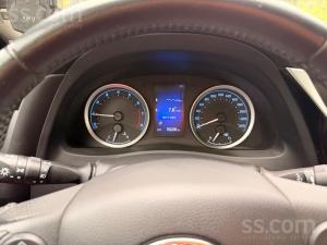 Grey Toyota Corolla 2018 in Jelgava, with an engine capacity of 1.60 L and mileage of 103 thousand km for 11900 €, photo 8 on AUTOMOTO.COM.LV
