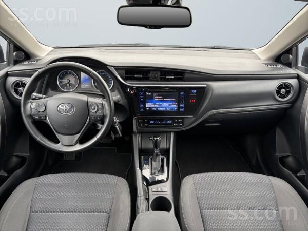 Pelēks Toyota Corolla 2018 Rīga, ar dzinēja tilpumu 1.60 L un nobraukumu 102 tūkst. km par 12940 €, foto 11 vietnē AUTOMOTO.COM.LV
