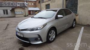 Pelēks Toyota Corolla 2018 Rīga, ar dzinēja tilpumu 1.60 L un nobraukumu 113 tūkst. km par 10690 €, foto 3 vietnē AUTOMOTO.COM.LV
