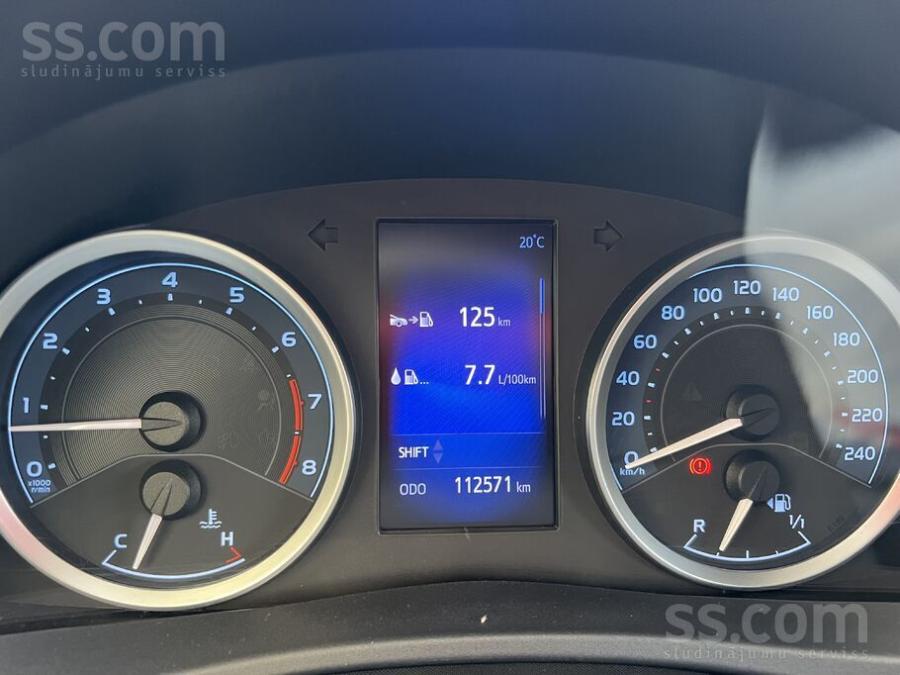 Pelēks Toyota Corolla 2018 Rīga, ar dzinēja tilpumu 1.60 L un nobraukumu 113 tūkst. km par 10690 €, foto 12 vietnē AUTOMOTO.COM.LV