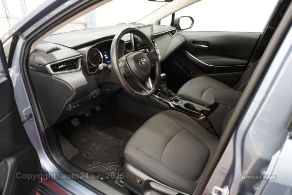 Grey Toyota Corolla 2019 in Tartu, with an engine capacity of 1.60 L and mileage of 99 thousand km for 12290 €, photo 11 on AUTOMOTO.COM.LV