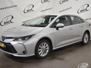 Grey Toyota Corolla 2019 in Riga, with an engine capacity of 1.80 L and mileage of 103 thousand km for 16900 €, photo  on AUTOMOTO.COM.LV