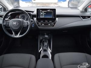 Grey Toyota Corolla 2019 in Riga, with an engine capacity of 1.80 L and mileage of 103 thousand km for 16900 €, photo 4 on AUTOMOTO.COM.LV