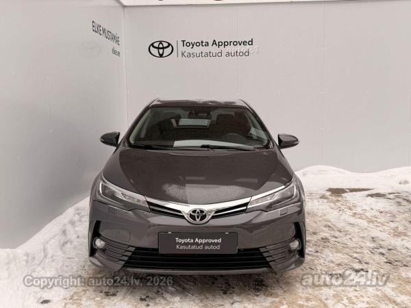 Pelēks Toyota Corolla 2019 Tallina, ar dzinēja tilpumu 1.60 L un nobraukumu 77 tūkst. km par 13995 €, foto 5 vietnē AUTOMOTO.COM.LV