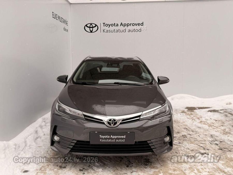 Grey Toyota Corolla 2019 in Tallinn, with an engine capacity of 1.60 L and mileage of 77 thousand km for 13995 €, photo 5 on AUTOMOTO.COM.LV