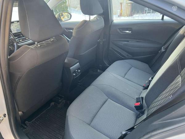Pelēks Toyota Corolla 2019 Viļņa, ar dzinēja tilpumu 1.60 L un nobraukumu 121 tūkst. km par 14500 €, foto 11 vietnē AUTOMOTO.COM.LV