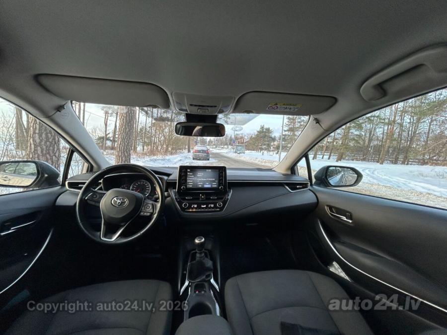 Pelēks Toyota Corolla 2019 Tallina, ar dzinēja tilpumu 1.60 L un nobraukumu 193 tūkst. km par 9900 €, foto 8 vietnē AUTOMOTO.COM.LV