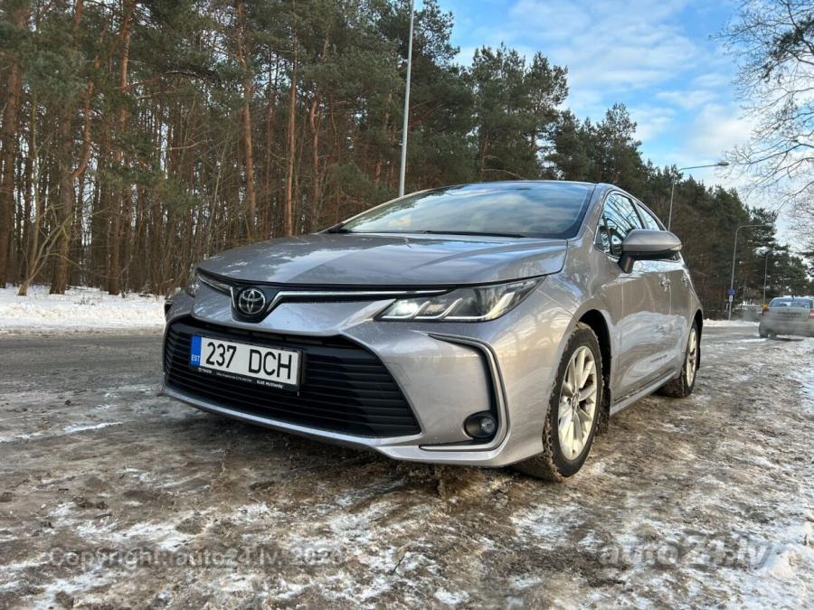 Pelēks Toyota Corolla 2019 Tallina, ar dzinēja tilpumu 1.60 L un nobraukumu 193 tūkst. km par 9900 €, foto 12 vietnē AUTOMOTO.COM.LV