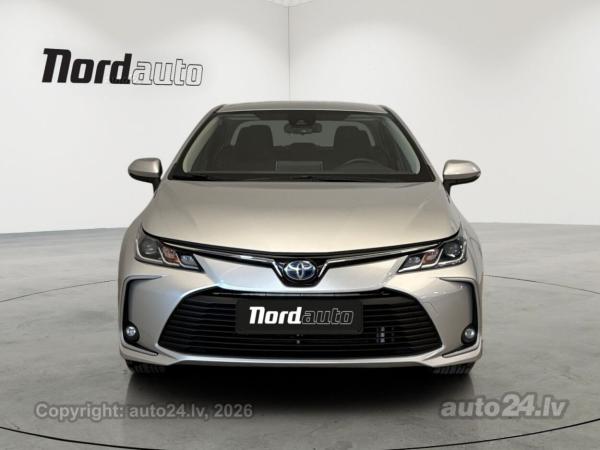 Pelēks Toyota Corolla 2019 Tallina, ar dzinēja tilpumu 1.80 L un nobraukumu 106 tūkst. km par 16900 €, foto 3 vietnē AUTOMOTO.COM.LV