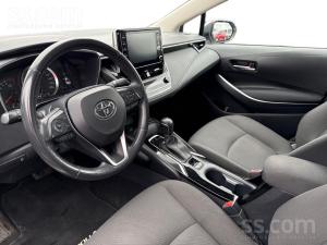 Pelēks Toyota Corolla 2019 Rīga, ar dzinēja tilpumu 1.60 L un nobraukumu 145 tūkst. km par 14990 €, foto 12 vietnē AUTOMOTO.COM.LV