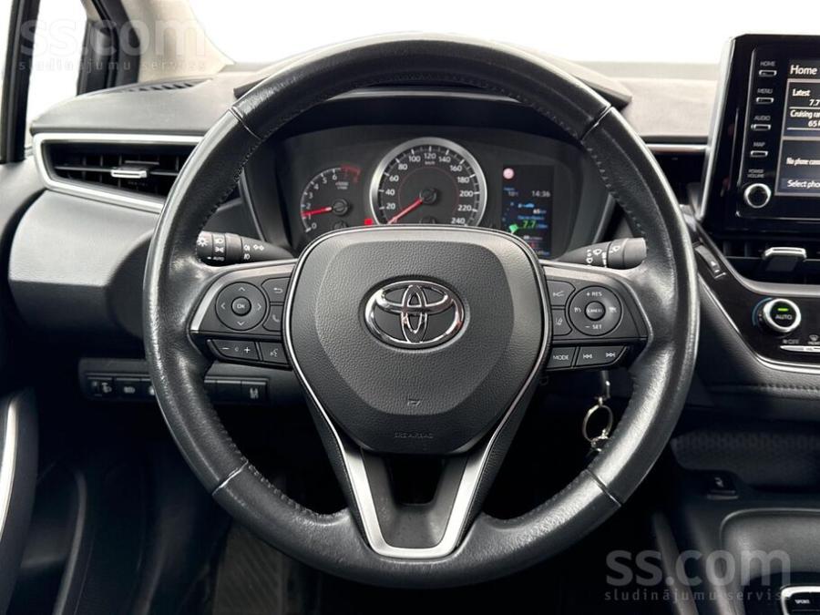 Pelēks Toyota Corolla 2019 Rīga, ar dzinēja tilpumu 1.60 L un nobraukumu 145 tūkst. km par 14990 €, foto 13 vietnē AUTOMOTO.COM.LV
