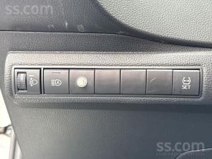 Pelēks Toyota Corolla 2019 Rīga, ar dzinēja tilpumu 1.60 L un nobraukumu 145 tūkst. km par 14990 €, foto 21 vietnē AUTOMOTO.COM.LV