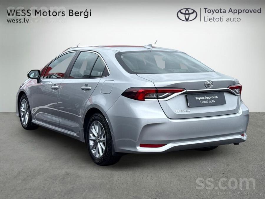 Pelēks Toyota Corolla 2019 Rīga, ar dzinēja tilpumu 1.60 L un nobraukumu 145 tūkst. km par 14990 €, foto 25 vietnē AUTOMOTO.COM.LV
