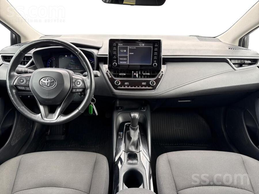 Pelēks Toyota Corolla 2019 Rīga, ar dzinēja tilpumu 1.60 L un nobraukumu 134 tūkst. km par 14990 €, foto 9 vietnē AUTOMOTO.COM.LV
