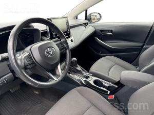 Pelēks Toyota Corolla 2019 Rīga, ar dzinēja tilpumu 1.60 L un nobraukumu 134 tūkst. km par 14990 €, foto 12 vietnē AUTOMOTO.COM.LV
