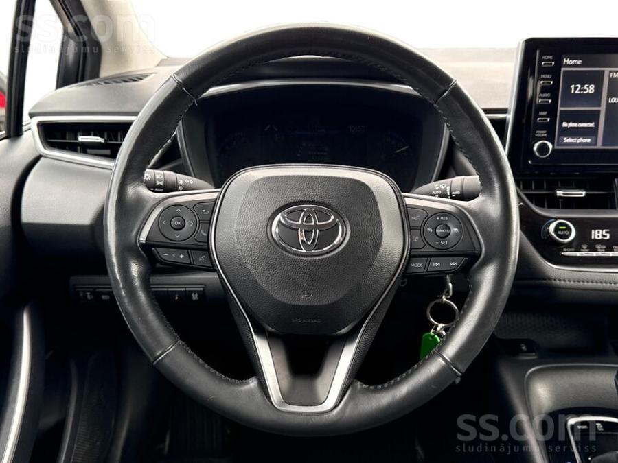 Pelēks Toyota Corolla 2019 Rīga, ar dzinēja tilpumu 1.60 L un nobraukumu 134 tūkst. km par 14990 €, foto 13 vietnē AUTOMOTO.COM.LV