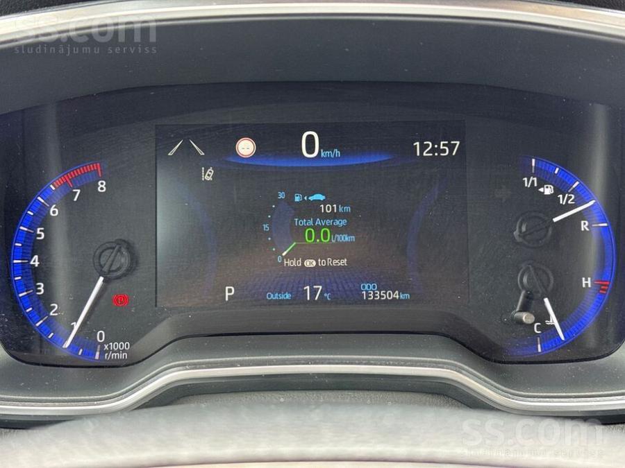 Pelēks Toyota Corolla 2019 Rīga, ar dzinēja tilpumu 1.60 L un nobraukumu 134 tūkst. km par 14990 €, foto 14 vietnē AUTOMOTO.COM.LV