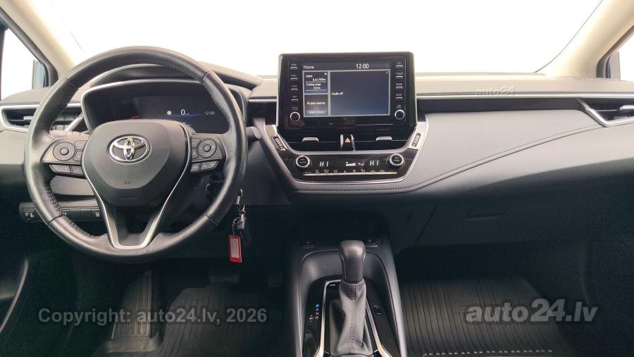 Grey Toyota Corolla 2019 in Tallinn, with an engine capacity of 1.60 L and mileage of 55 thousand km for 16495 €, photo 9 on AUTOMOTO.COM.LV