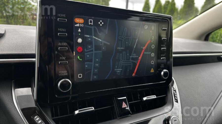Grey Toyota Corolla 2019 in Riga, with an engine capacity of 1.60 L and mileage of 49 thousand km for 21500 €, photo 14 on AUTOMOTO.COM.LV