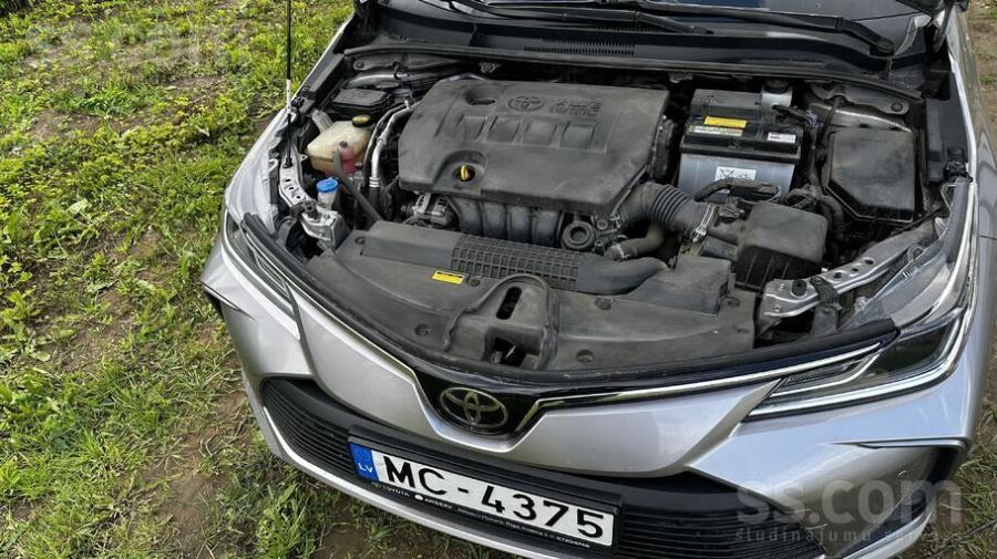 Grey Toyota Corolla 2019 in Riga, with an engine capacity of 1.60 L and mileage of 49 thousand km for 21500 €, photo 29 on AUTOMOTO.COM.LV
