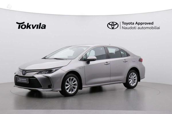 Grey Toyota Corolla 2019 in Vilnius, with an engine capacity of 1.80 L and mileage of 125 thousand km for 17700 €, photo 1 on AUTOMOTO.COM.LV