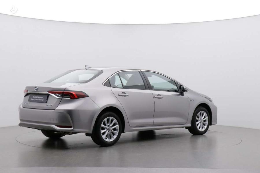 Pelēks Toyota Corolla 2019 Viļņa, ar dzinēja tilpumu 1.80 L un nobraukumu 125 tūkst. km par 17700 €, foto 4 vietnē AUTOMOTO.COM.LV