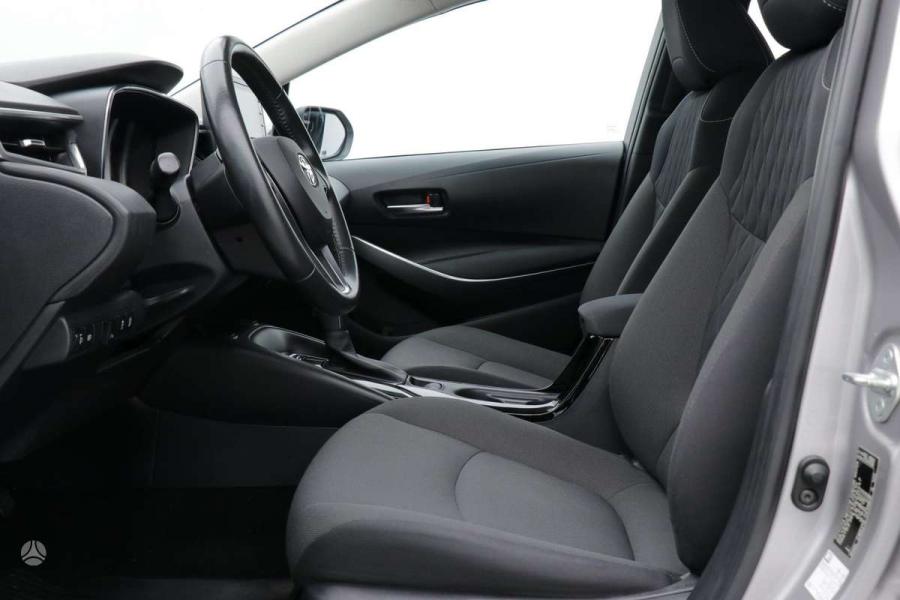 Pelēks Toyota Corolla 2019 Viļņa, ar dzinēja tilpumu 1.80 L un nobraukumu 125 tūkst. km par 17700 €, foto 13 vietnē AUTOMOTO.COM.LV