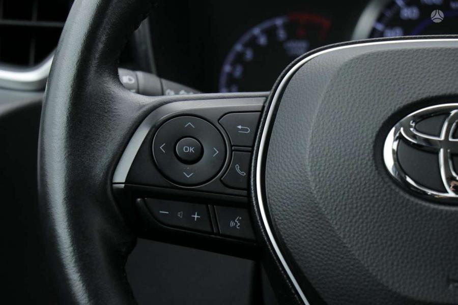 Pelēks Toyota Corolla 2019 Viļņa, ar dzinēja tilpumu 1.80 L un nobraukumu 125 tūkst. km par 17700 €, foto 27 vietnē AUTOMOTO.COM.LV