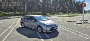 Pelēks Toyota Corolla 2019 Rīga, ar dzinēja tilpumu 1.60 L un nobraukumu 112 tūkst. km par 14200 €, foto 3 vietnē AUTOMOTO.COM.LV