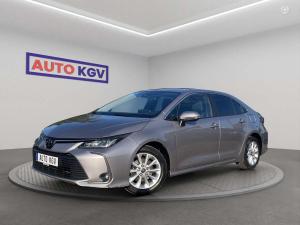 Grey Toyota Corolla 2019 in Vilnius, with an engine capacity of 1.60 L and mileage of 83 thousand km for 13999 €, photo 1 on AUTOMOTO.COM.LV