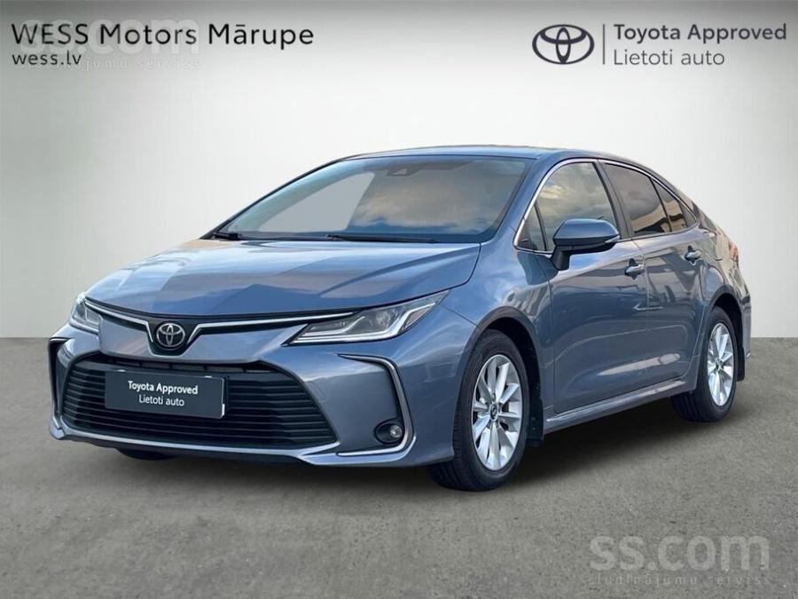 Grey Toyota Corolla 2019 in Riga, with an engine capacity of 1.60 L and mileage of 148 thousand km for 13590 €, photo 1 on AUTOMOTO.COM.LV