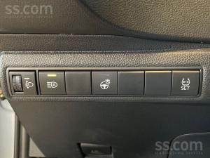 Grey Toyota Corolla 2019 in Riga, with an engine capacity of 1.60 L and mileage of 148 thousand km for 13590 €, photo 27 on AUTOMOTO.COM.LV