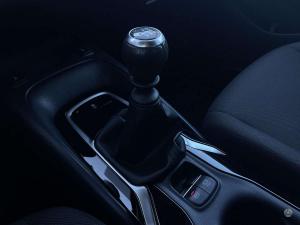 Grey Toyota Corolla 2019 in Vilnius, with an engine capacity of 1.60 L and mileage of 83 thousand km for 13999 €, photo 16 on AUTOMOTO.COM.LV