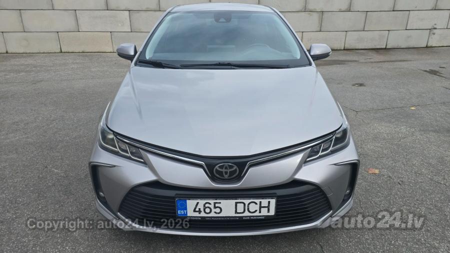 Pelēks Toyota Corolla 2019 Tallina, ar dzinēja tilpumu 1.60 L un nobraukumu 194 tūkst. km par 12300 €, foto 1 vietnē AUTOMOTO.COM.LV