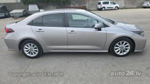 Pelēks Toyota Corolla 2019 Tallina, ar dzinēja tilpumu 1.60 L un nobraukumu 194 tūkst. km par 12300 €, foto 5 vietnē AUTOMOTO.COM.LV