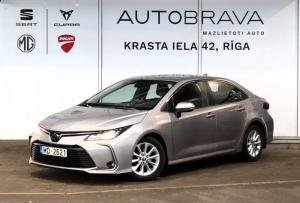 Grey Toyota Corolla 2019 in Riga, with an engine capacity of 1.60 L and mileage of 115 thousand km for 14990 €, photo  on AUTOMOTO.COM.LV